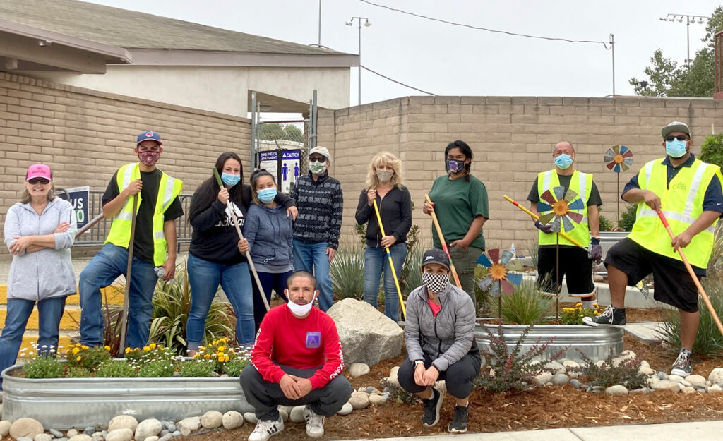 Volunteers collaborate to beautify King City | The King City Rustler ...